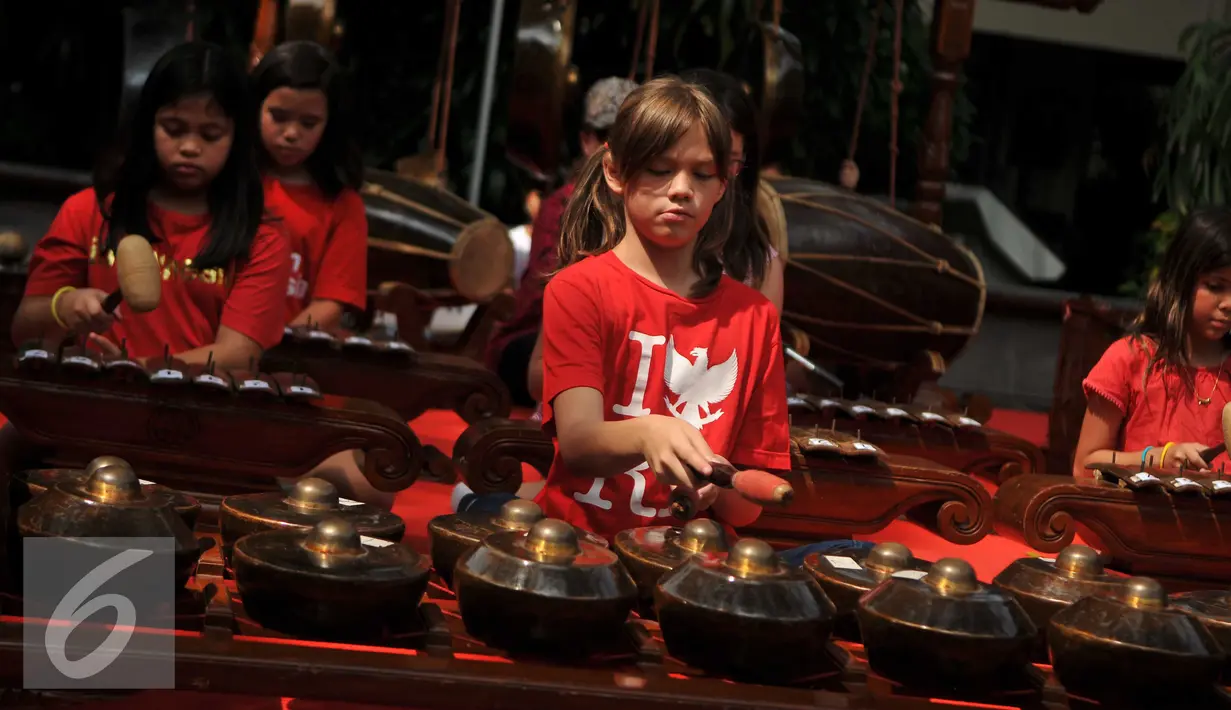 Ratusan Siswa JIS Memperingati Hari Kemerdekaan Indonesia - Foto ...