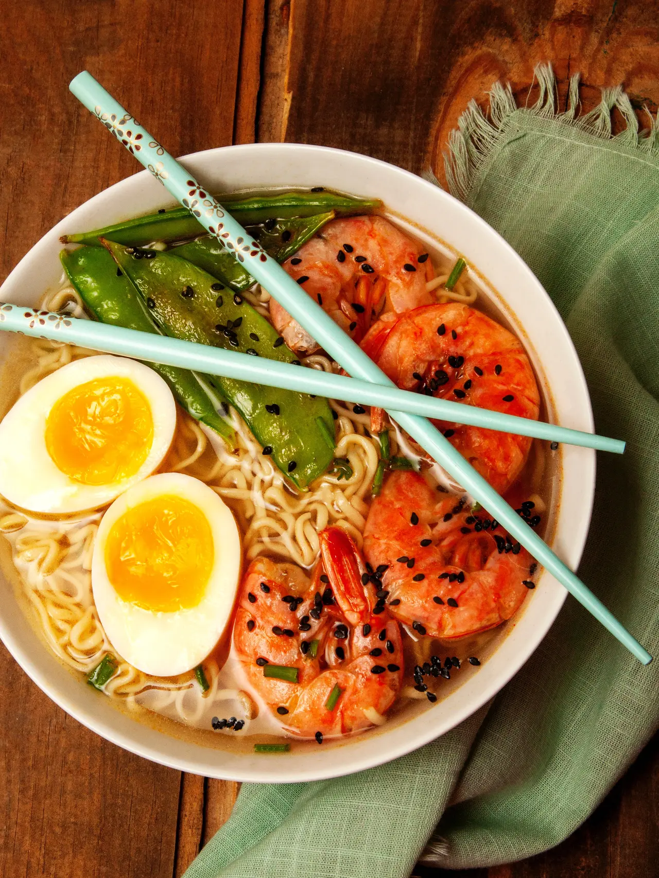 7 Resep Simpel Mie Rebus Kuah yang Enak dan Gurih - Food Fimela.com