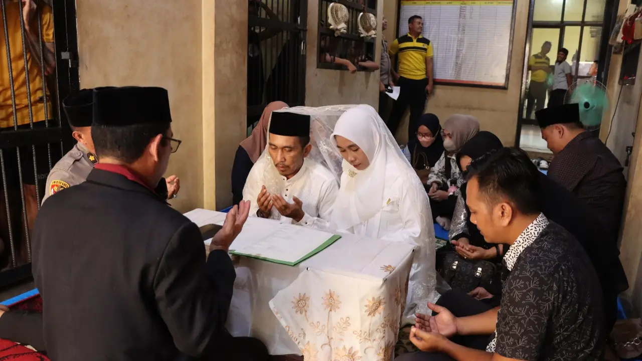 Cerita Tahanan Narkoba Menikah di Rutan