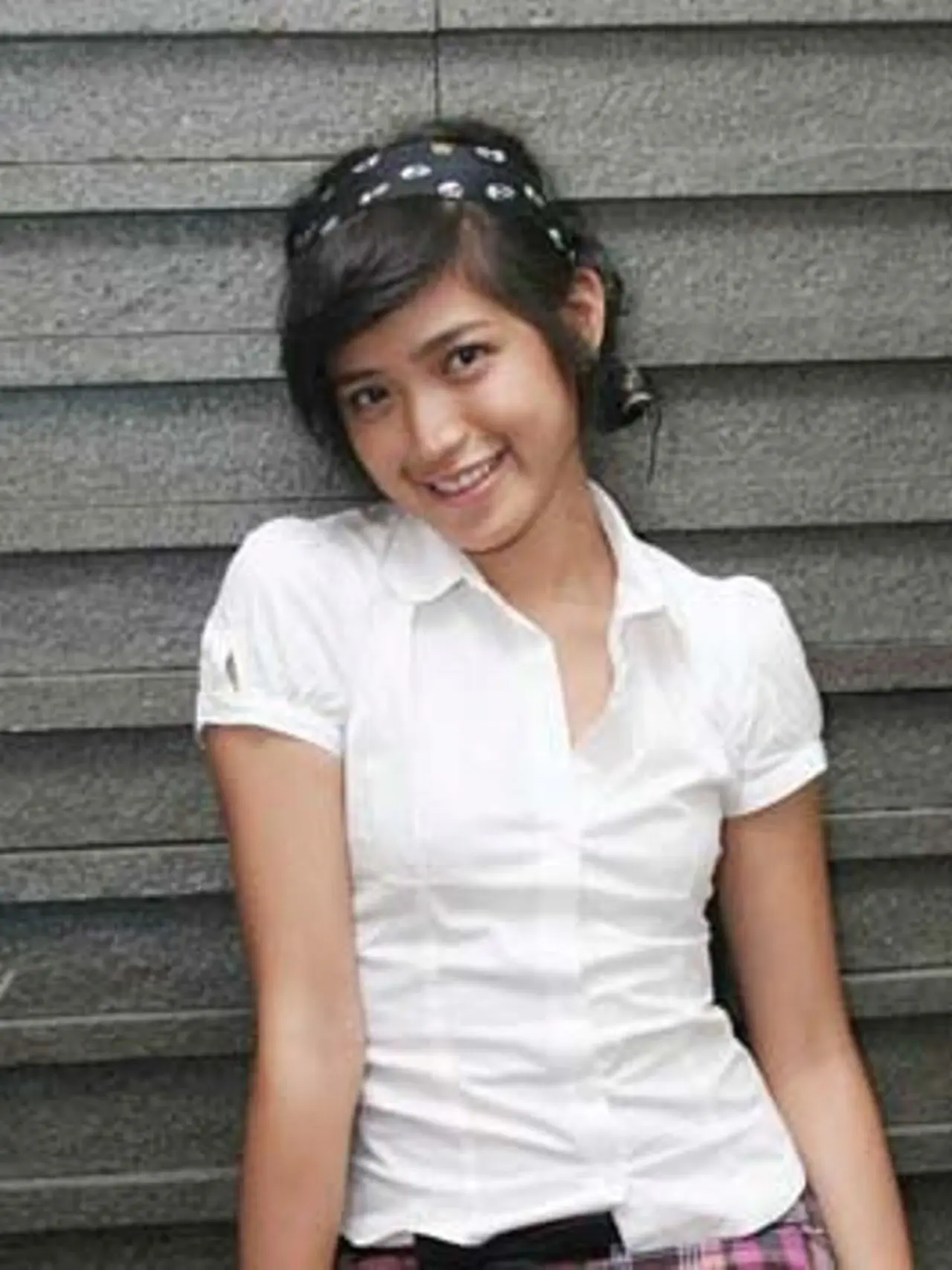 Dulu dan Kini: Gaya Jessica Iskandar dari Tampak Culun Hingga Super Cantik