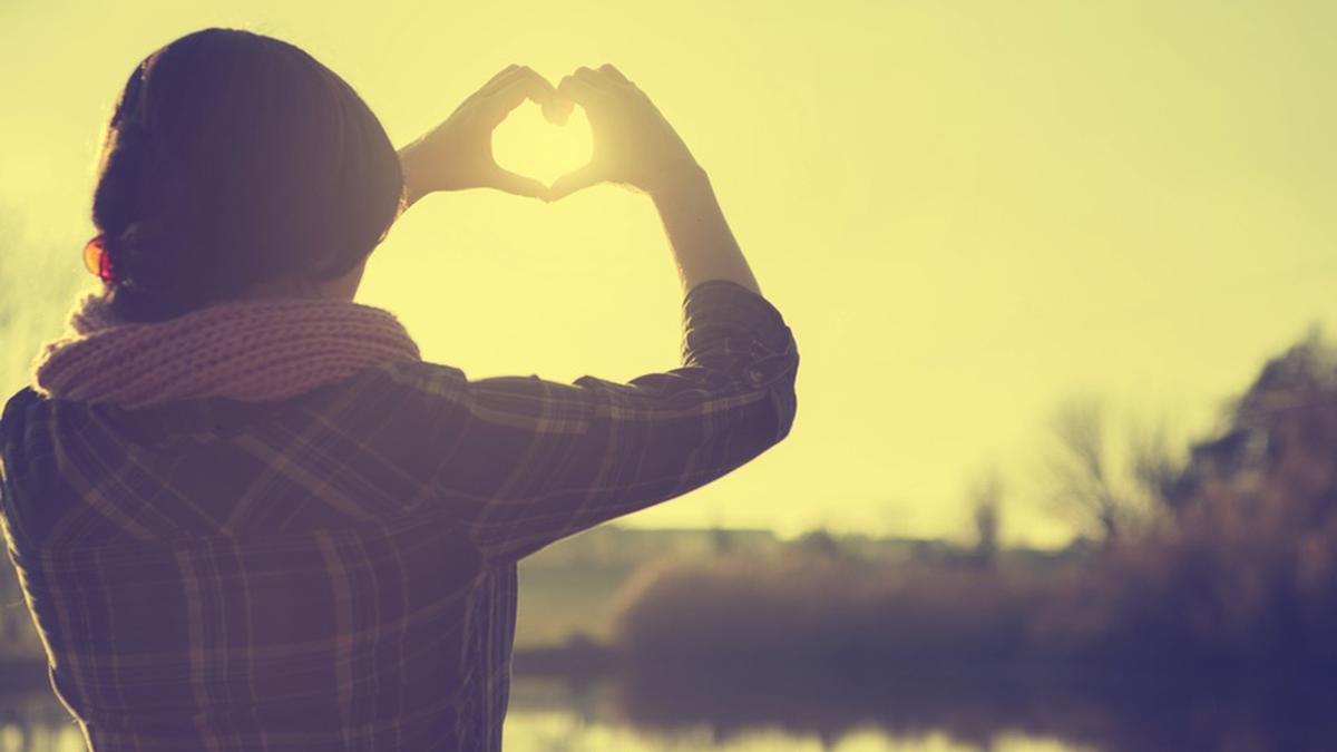 10 Gambar Ini Hanya Dimengerti Oleh Kamu yang Sedang LDR-an