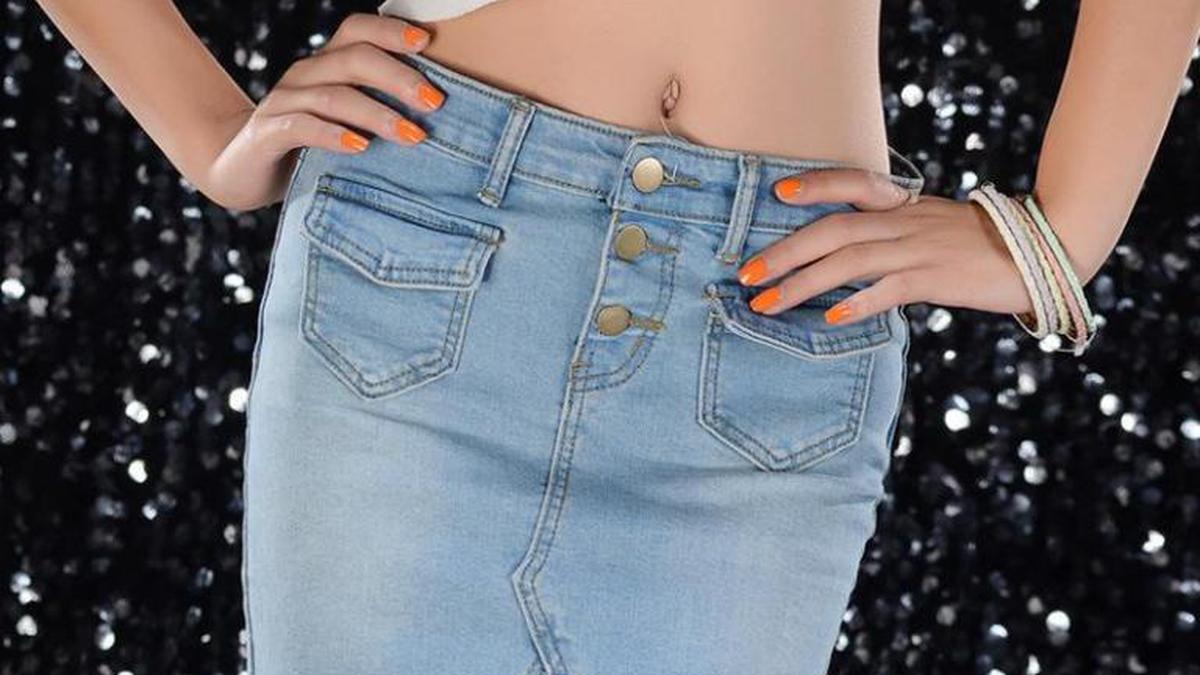 6 Tips yang Harus Diketahui Sebelum Memakai Rok Mini - Fashion Fimela.com