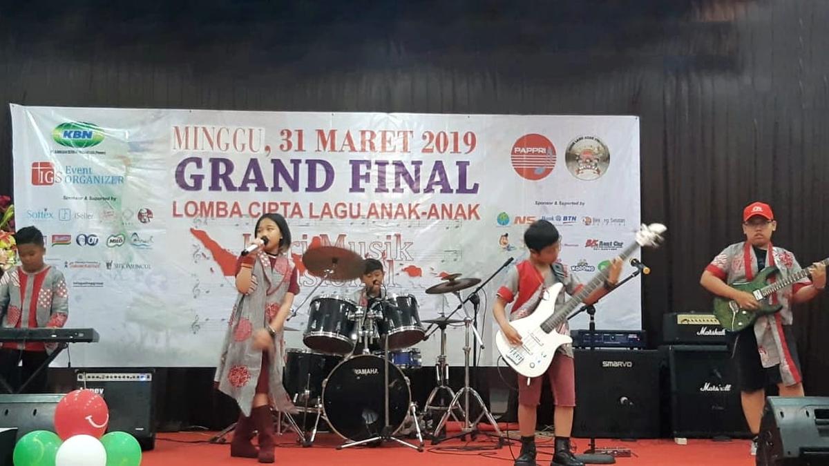 Tampil di Grand Final Lomba Cipta Lagu Anak, Estudiante Dipuji James F ...
