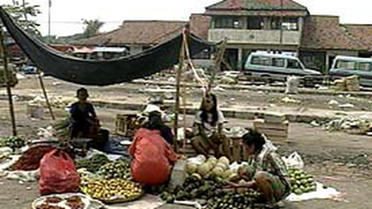 Para Pedagang Mulai Menempati Pasar Baru Ciledug - News Liputan6.com