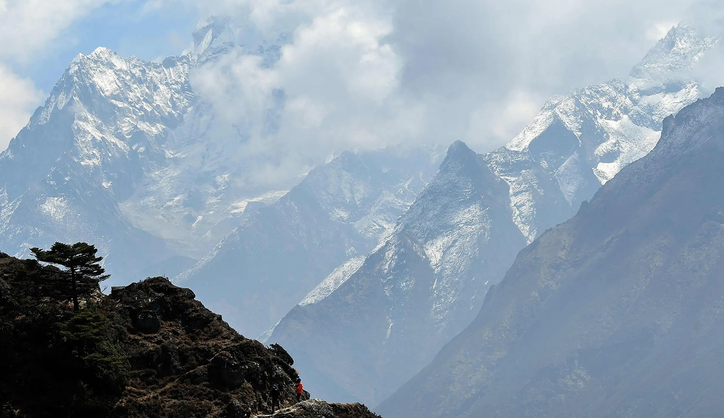 FOTO: Menengok Pesona Gunung Himalaya dari Desa Khumjung - Foto ...