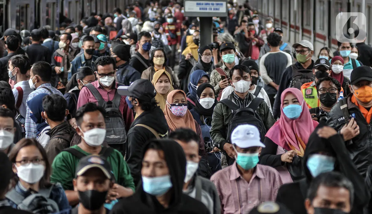 FOTO: Waspada Ancaman Omicron hingga Februari Mendatang - Foto Liputan6.com