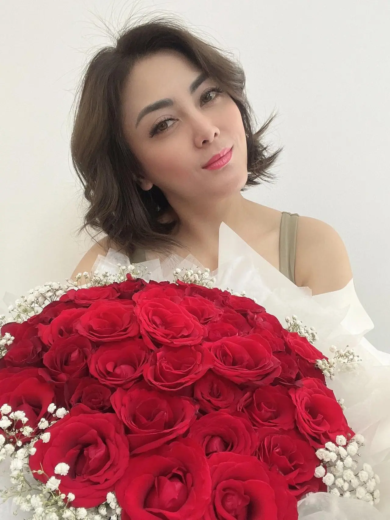 Dhena Devanka Mantan Istri Jonathan Frizzy Bantah Tudingan Pacari Pria Beristri: Saya Bukan ...