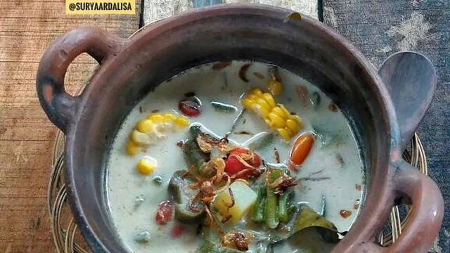 Resep Sayur Lodeh Sederhana Ala Kampung, Gurih, Santan Tidak Pecah, dan ...