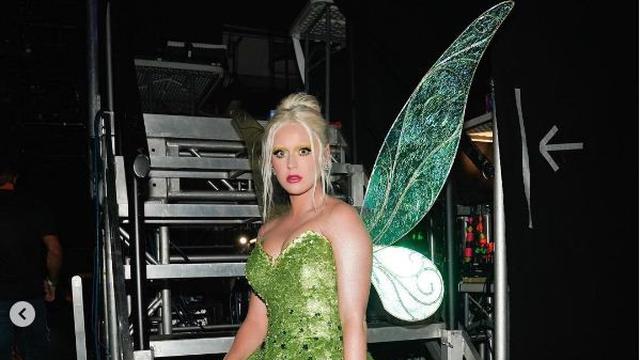 Totalitas Jadi Tinker Bell, Katy Perry Cat Alis dengan Warna Pirang ...