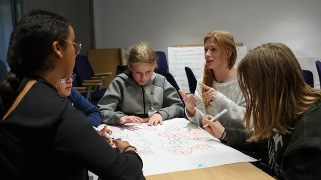 Unsur-unsur Debat Beserta Penjelasannya, Ketahui Ciri-ciri dan Macamnya ...