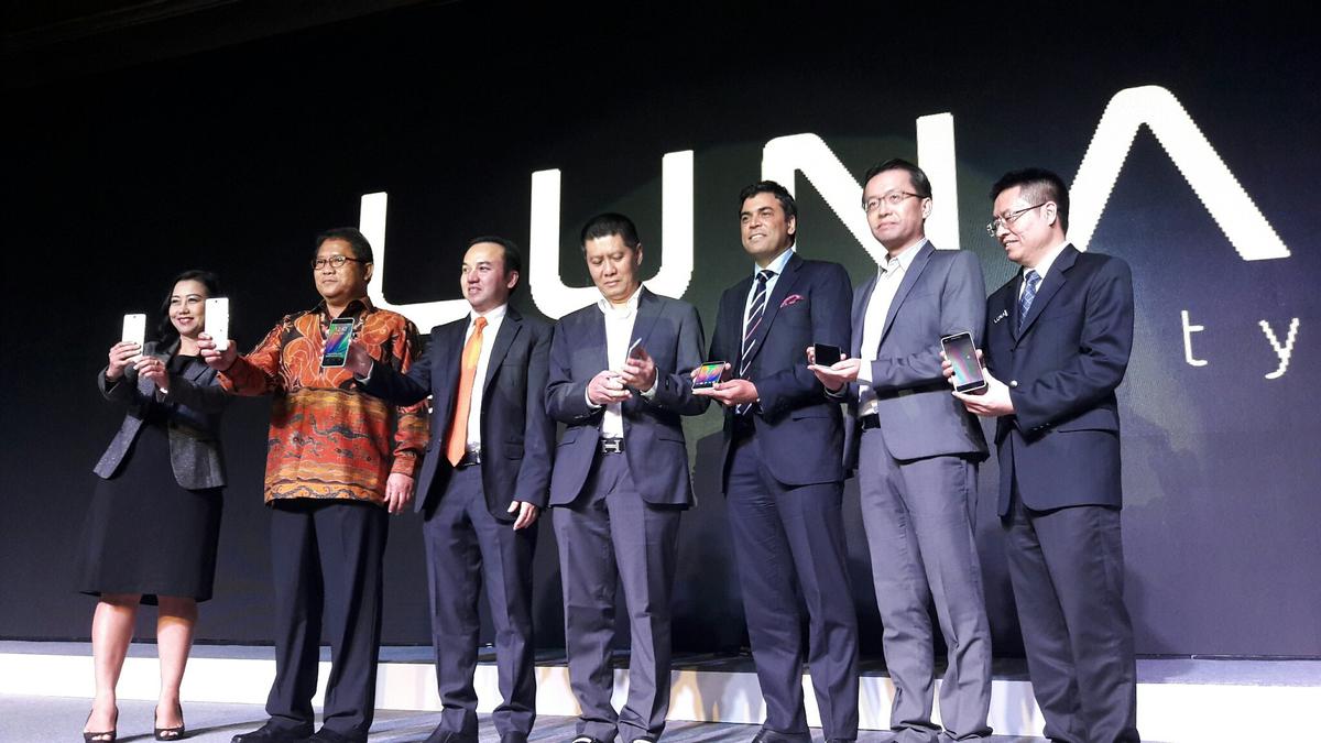 Luna Smartphone Resmi Meluncur, Berapa Harganya?