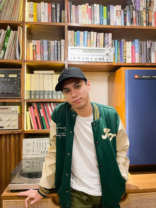 Selebgram Resky Maulana Bagikan Konten Video Berisi Ide Staycation Murah, Kini Diikuti 89 Ribu ...