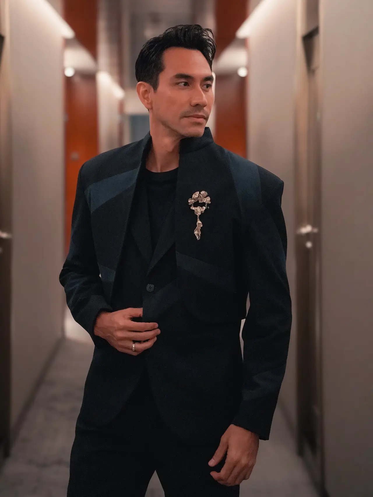 Viral Bahrain Ogah Tanding Lawan Timnas Indonesia di Jakarta, Darius Sinathrya Lempar Kritik ...