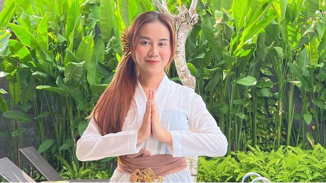 Kronologi Mayang Lucyana Adik Vanessa Angel Kepergok Netizen Tertawakan ...