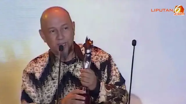 Herwin Novianto Boyong Trofi Sutradara Terbaik - ShowBiz Liputan6.com