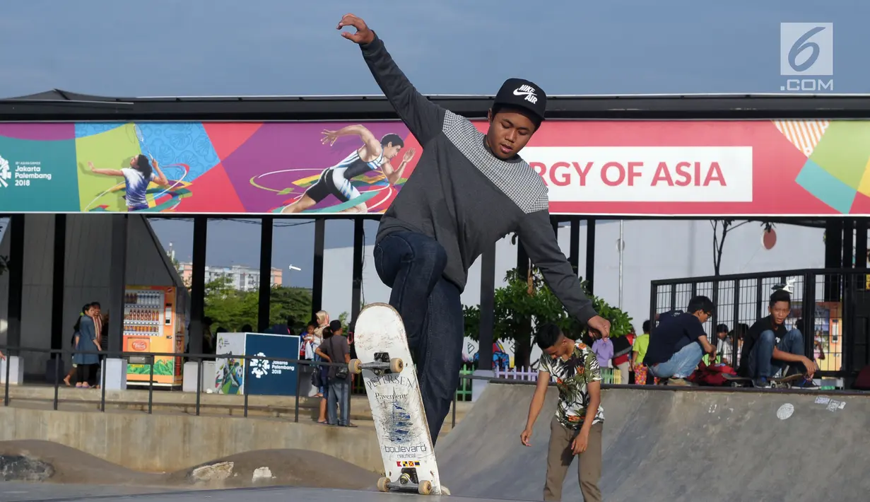 FOTO: Habiskan Waktu Libur dengan Bermain di Kalijodo - Foto Liputan6.com
