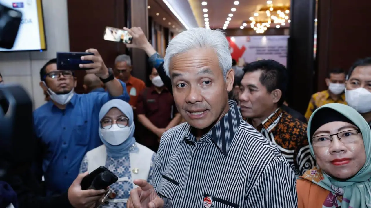 Tekan Angka Pernikahan Dini, Ganjar Kampanyekan Jo Kawin Bocah ke Pelajar - News Liputan6.com