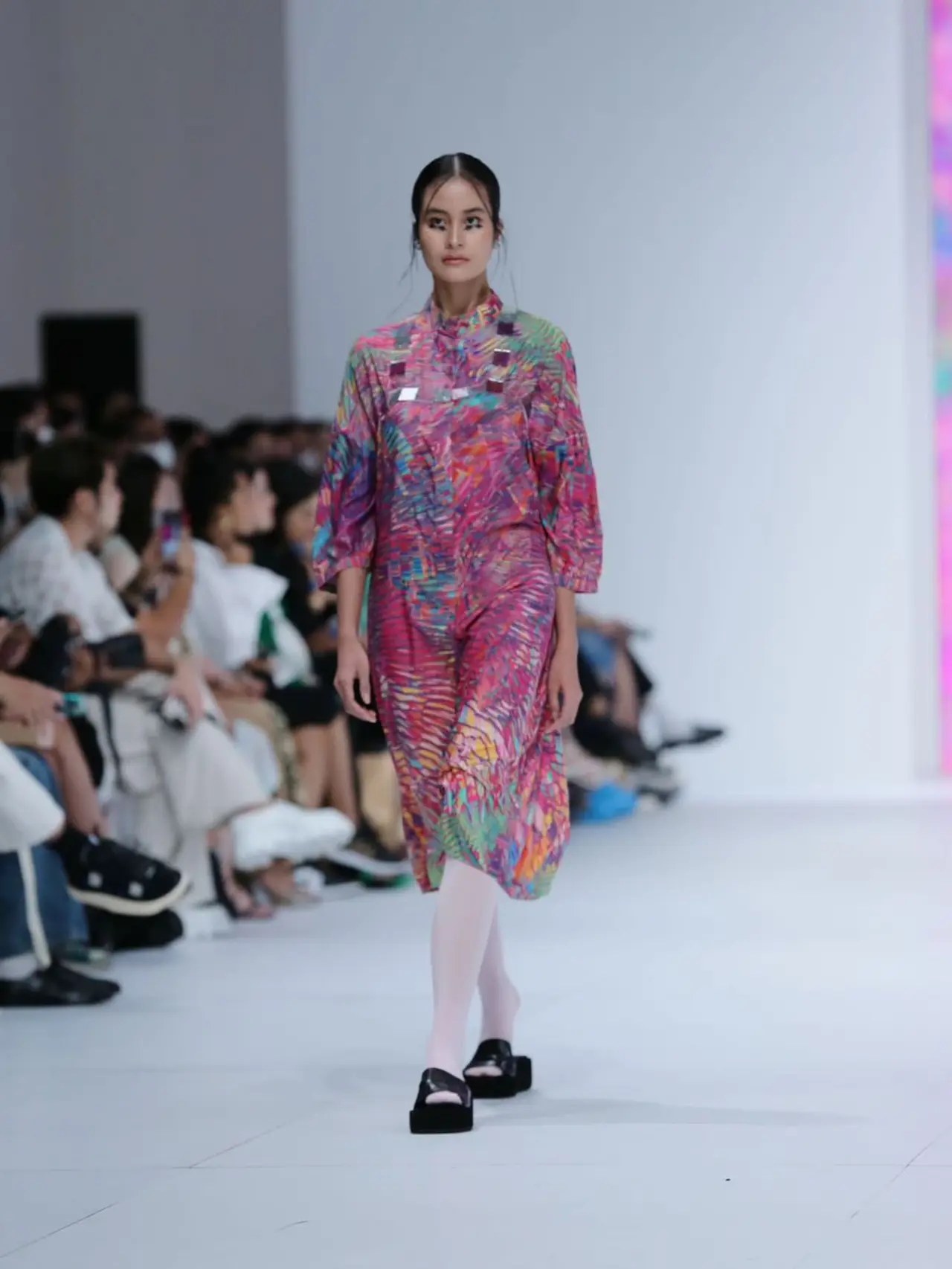 Transisi Segar Persembahan K.A.L.A Studio x Isha Hening di Runway JFW ...