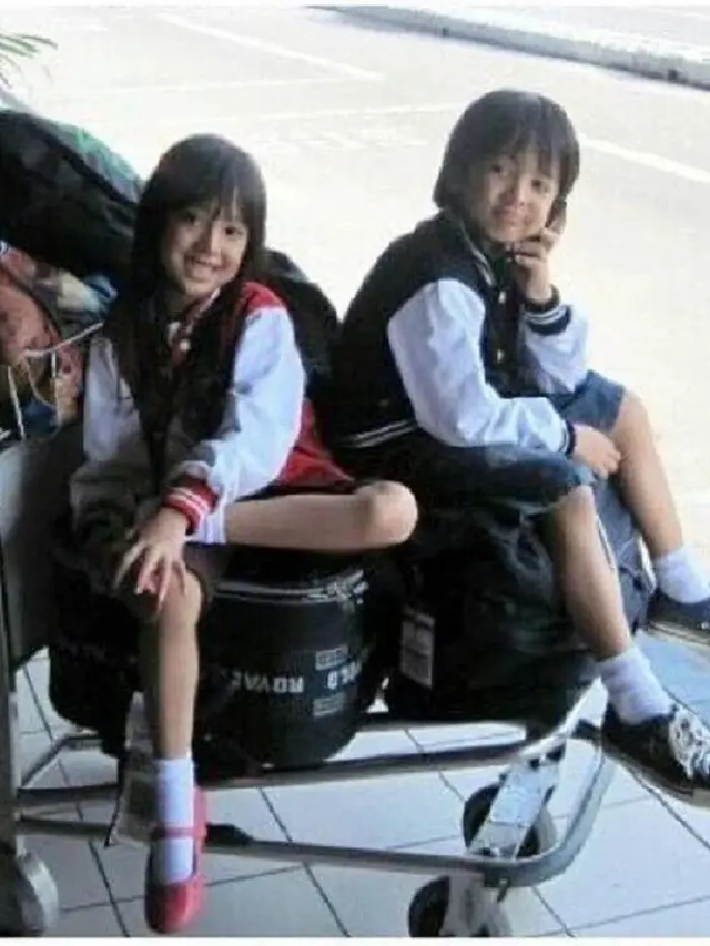 6 Transformasi Kebersamaan Zee JKT48 Bareng Kembaran dari Kecil Hingga Kini - Hot Liputan6.com