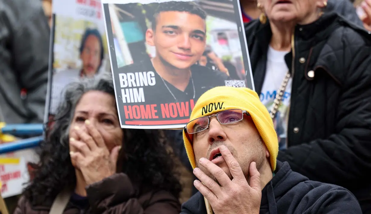 Enam Sandera Israel Dibebaskan Hamas, Sukacita Warnai Hostages Square ...