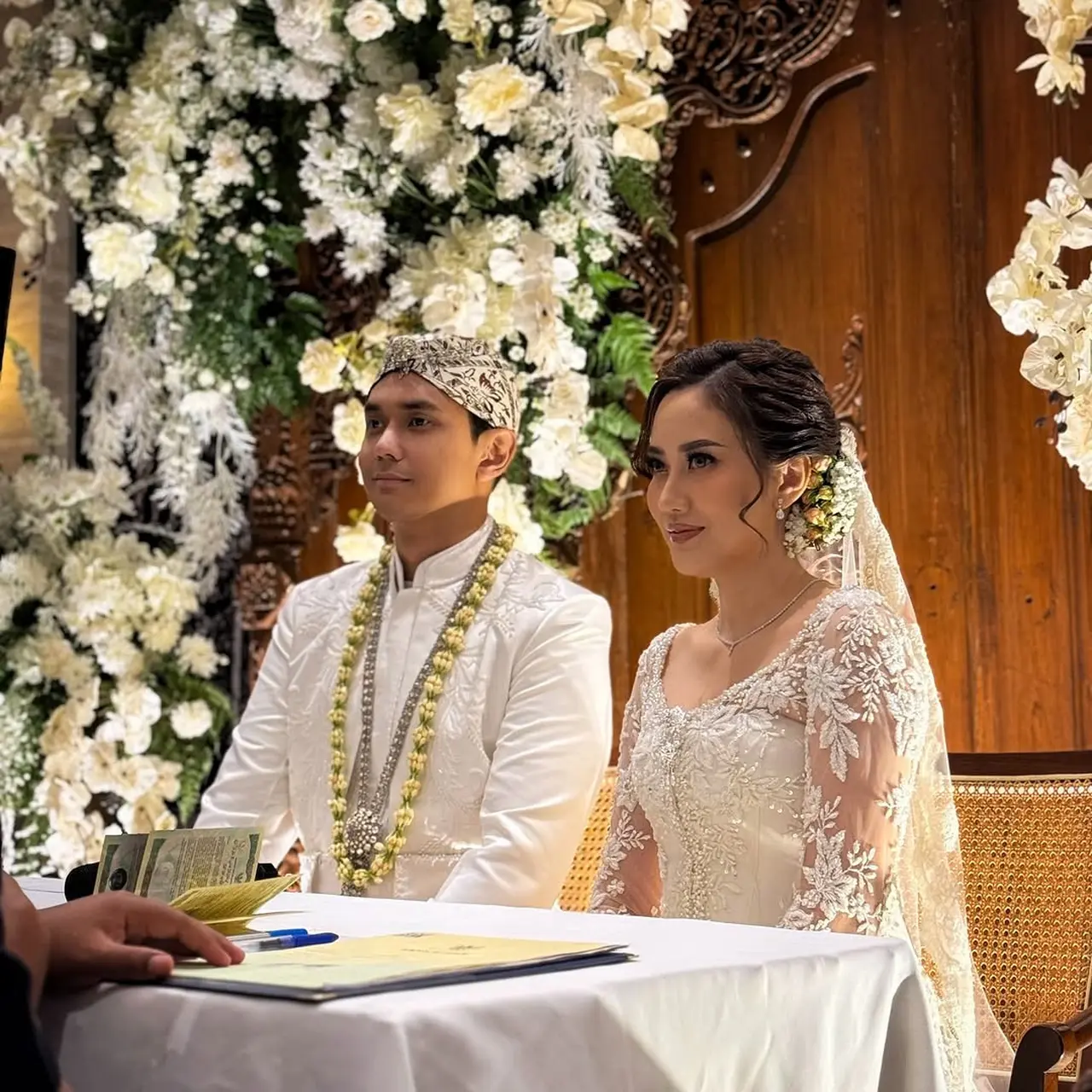 6 Potret Pernikahan Wisnu Hardana Adik Sara Wijayanto, Dikabarkan ...