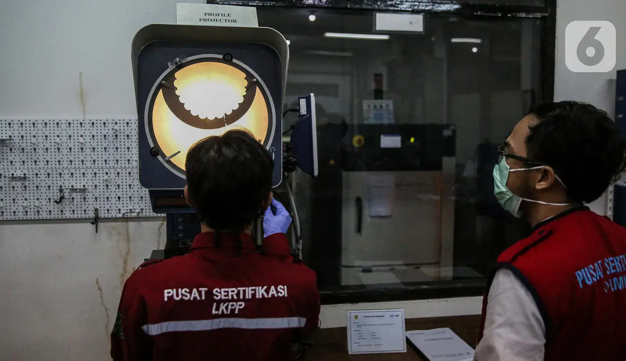 FOTO: Melihat Proses Pengujian Instalasi Kelistrikan Milik PLN - Foto ...