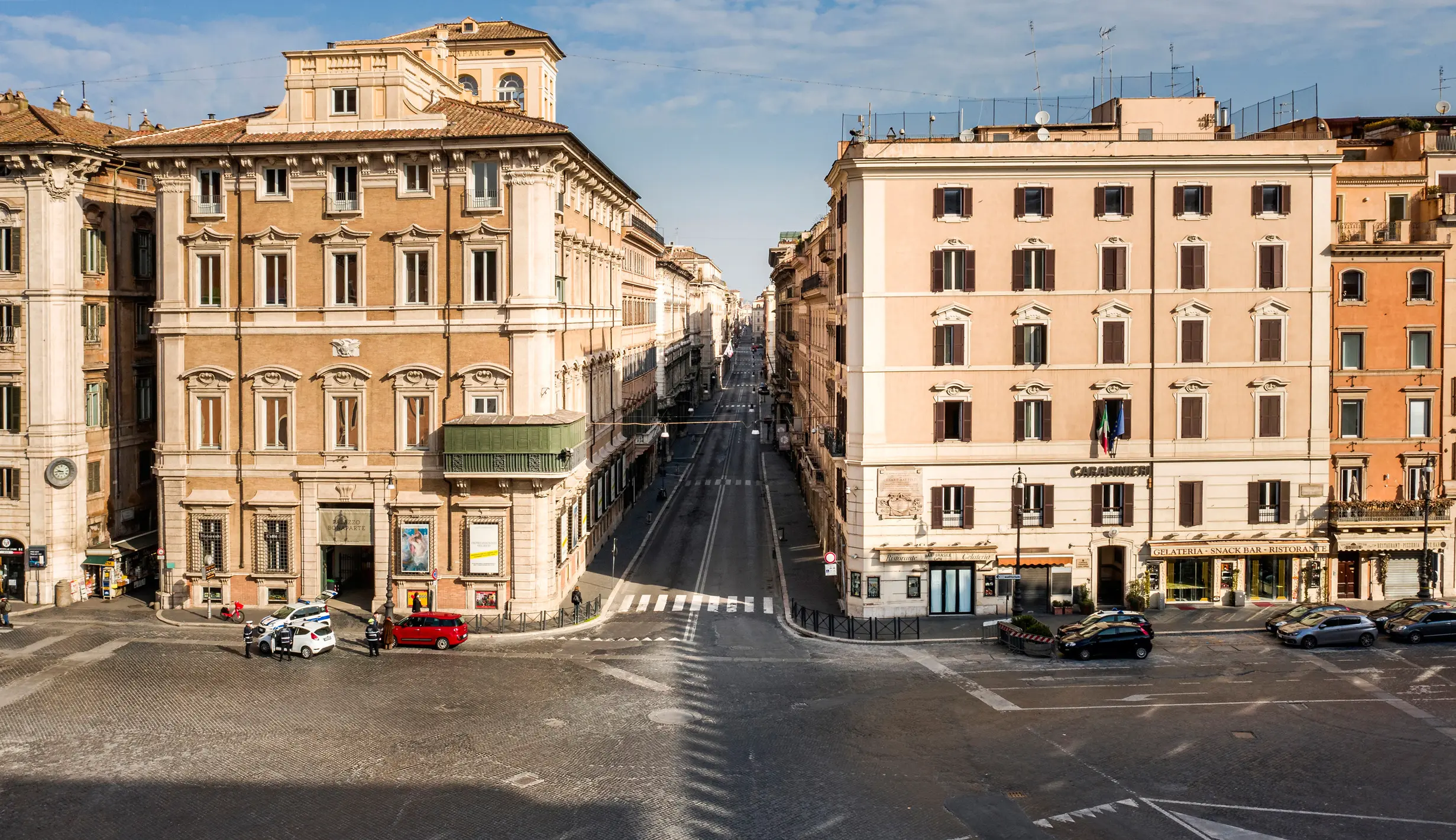 FOTO: Pemandangan Roma yang Bak Kota Hantu dari Udara - Foto Liputan6.com