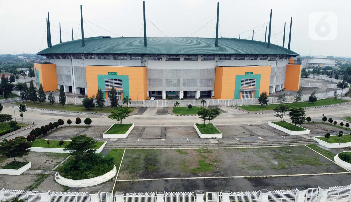 FOTO: Cegah Penyebaran Corona, Jalan Menuju Stadion Pekansari Ditutup ...