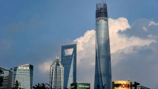 Shanghai Tower, Menara Spiral Tertinggi Kebanggaan China - Bisnis ...