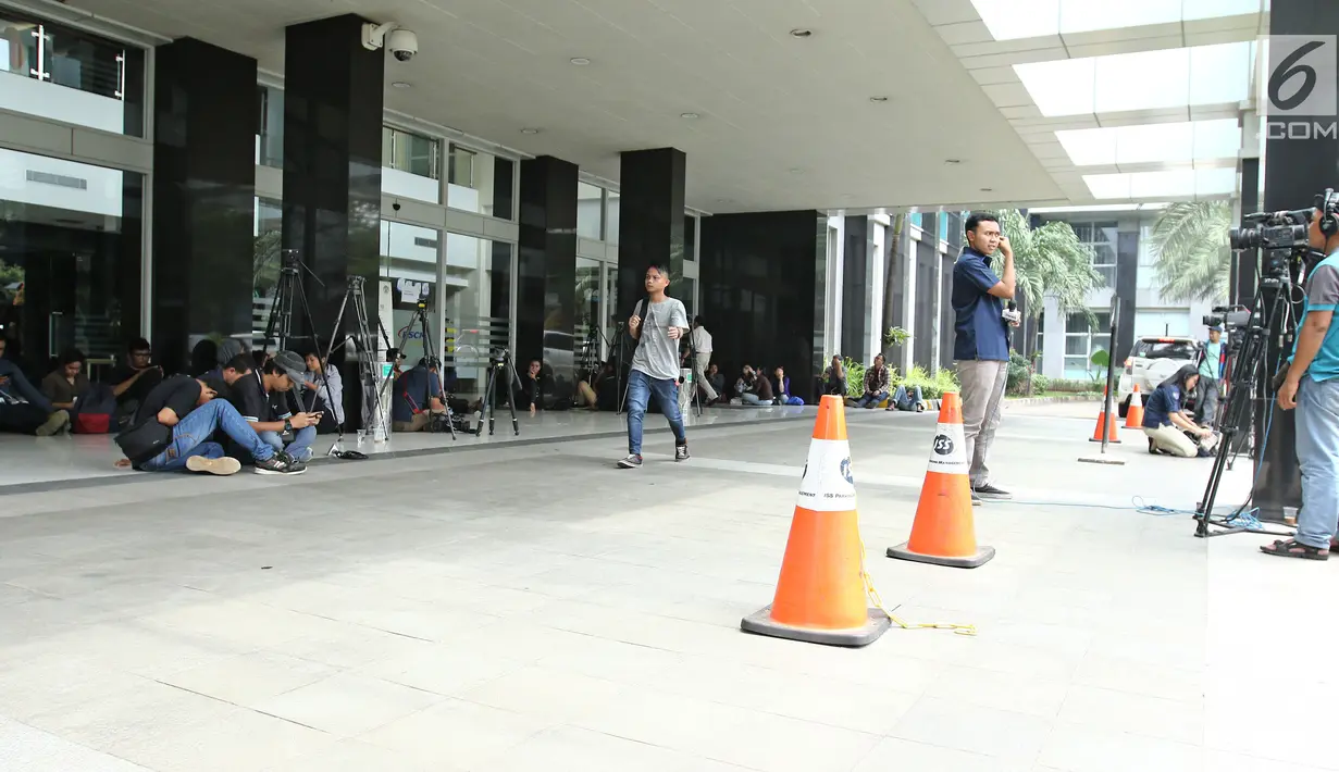 PHOTO: Hari Ketiga, RSCM Tempat Novanto Dirawat Sepi dari Penjagaan ...