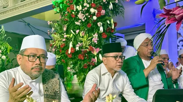 Peringatan Maulid Nabi Muhammad, Zulkifli Hasan dan Para Habaib Berdoa ...