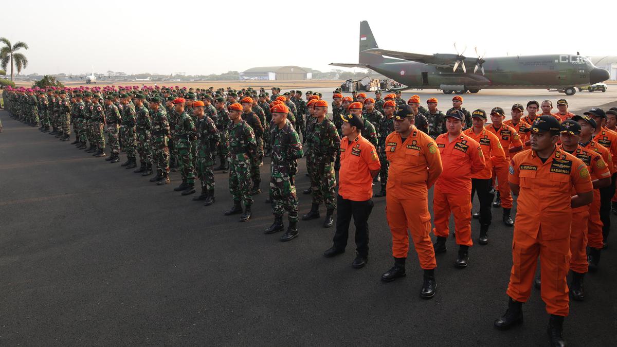 Bantu Korban Gempa Palu, Satgas Kesehatan TNI Bawa Obat hingga RS Lapangan