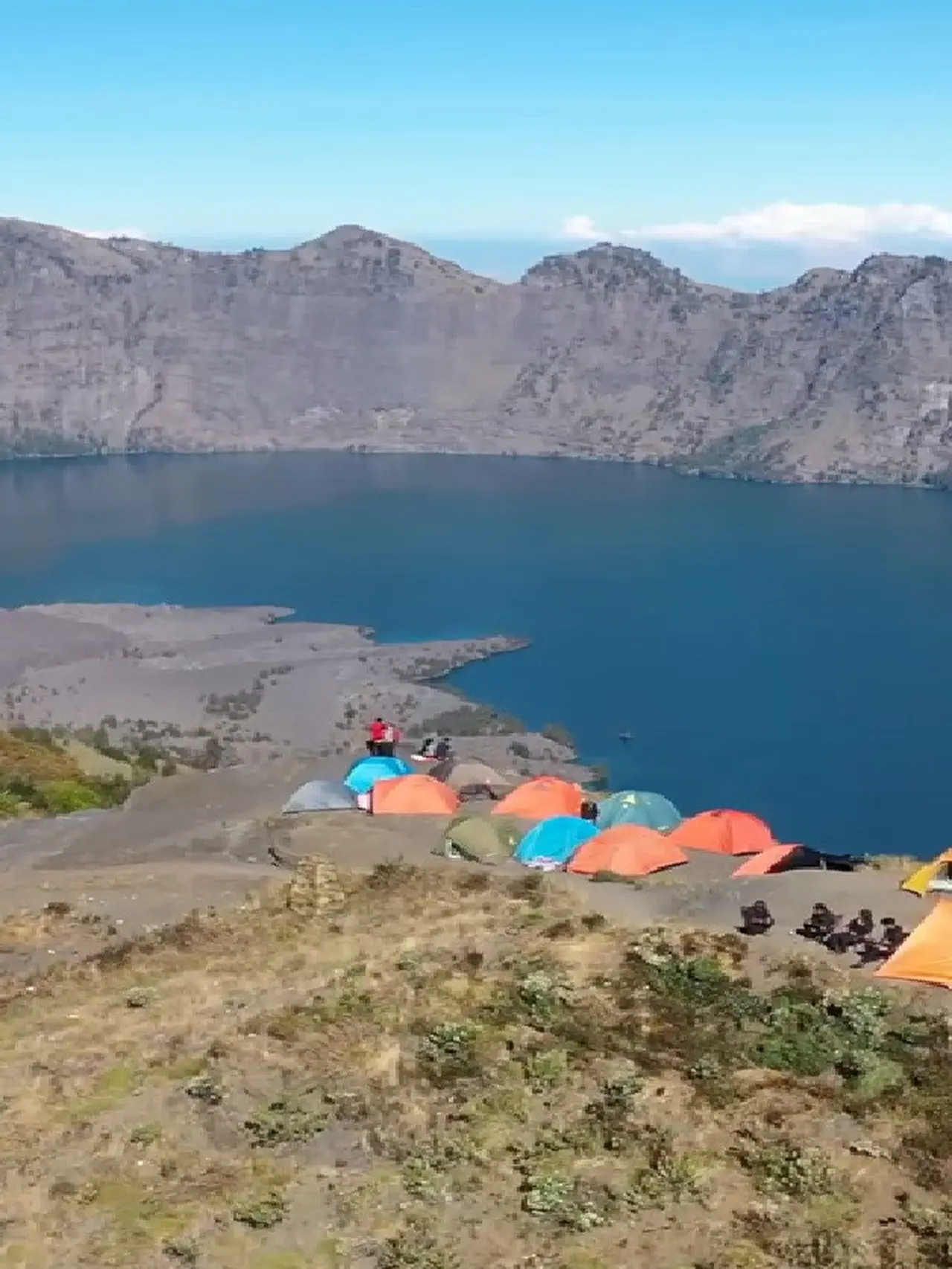 Penampakan Terbaru Gunung Rinjani Usai Jalur Pendakian Diperbaiki ...