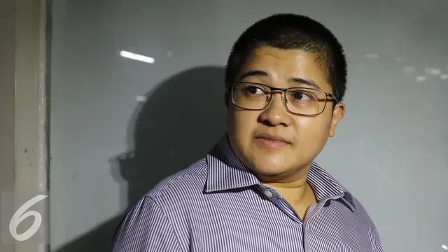 Layaknya Kepala Rumah Tangga, Bacil Mengurus Celine dan Anak - ShowBiz ...