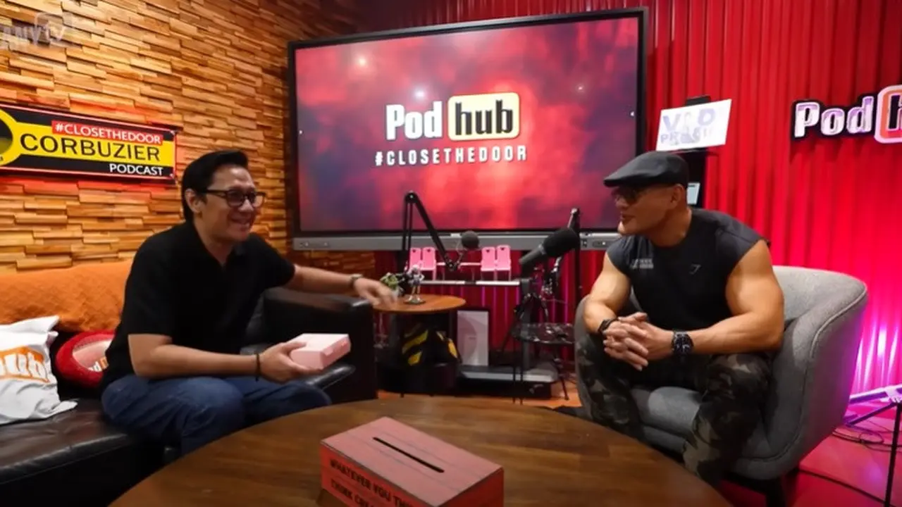 Melihat Studio Deddy Corbuzier yang Memiliki Fasilitas Lengkap, Ada Ruang PodHub Sampai Close ...