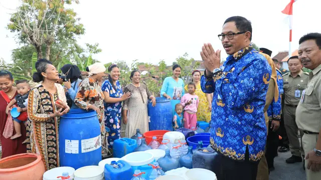 Pemprov Jateng Salurkan Air Bersih, Warga Demak Sampaikan Terima Kasih, Kini Bisa Masak dan ...