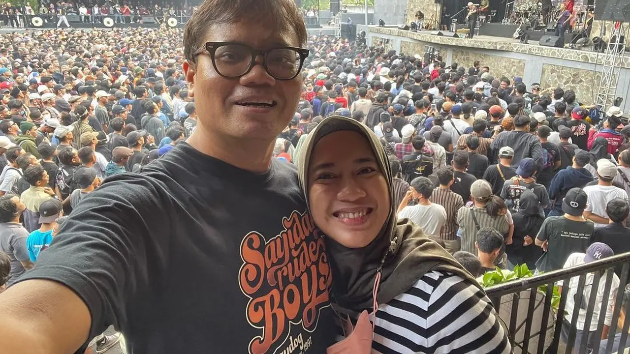6 Momen Soleh Solihun Bersama Keluarganya yang Jarang Terekspos - Hot ...