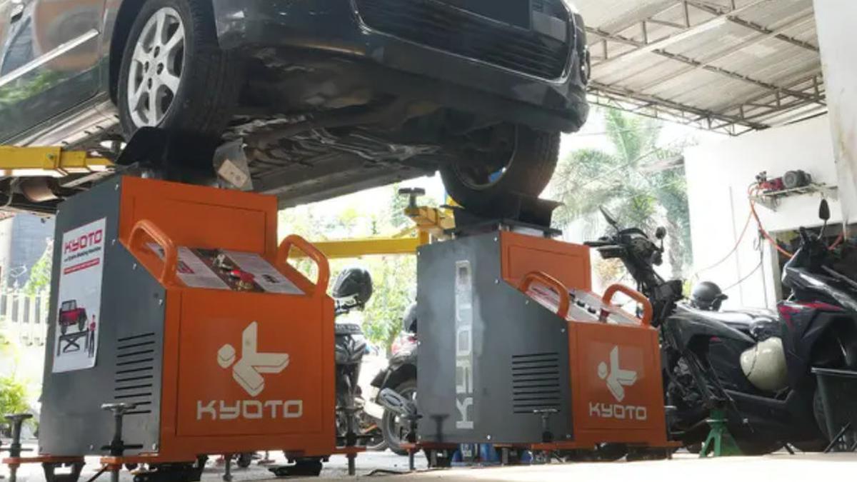 Cara Ampuh Cek Kondisi Kaki-Kaki Mobil Tanpa Tes Jalan - Otomotif ...