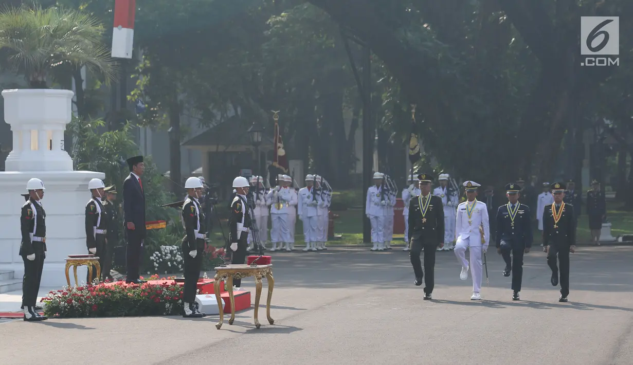 FOTO: Jokowi Lantik 781 Perwira TNI dan Polri - Foto Liputan6.com