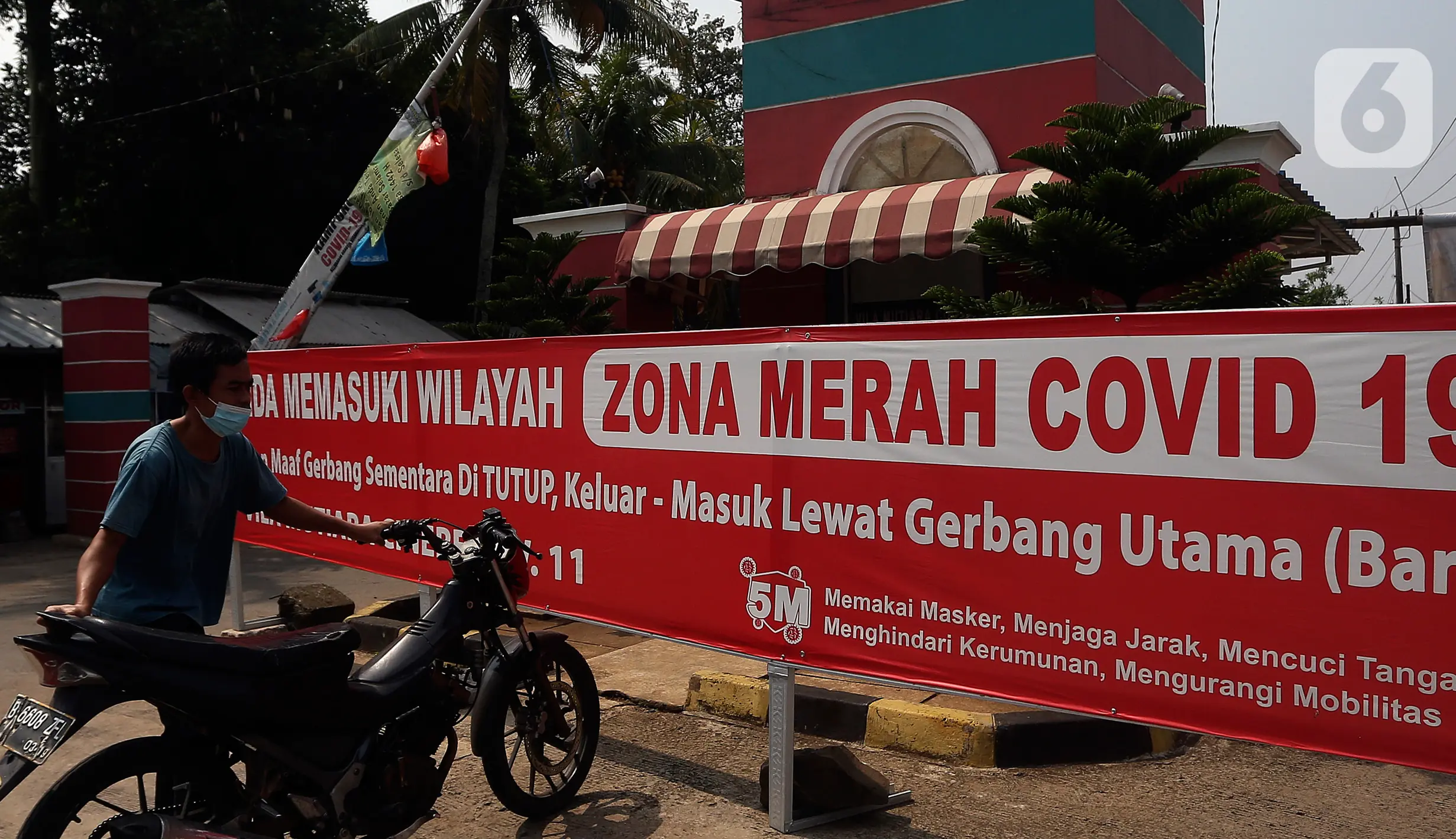 FOTO: Zona Merah di Kawasan Perumahan - Foto Liputan6.com