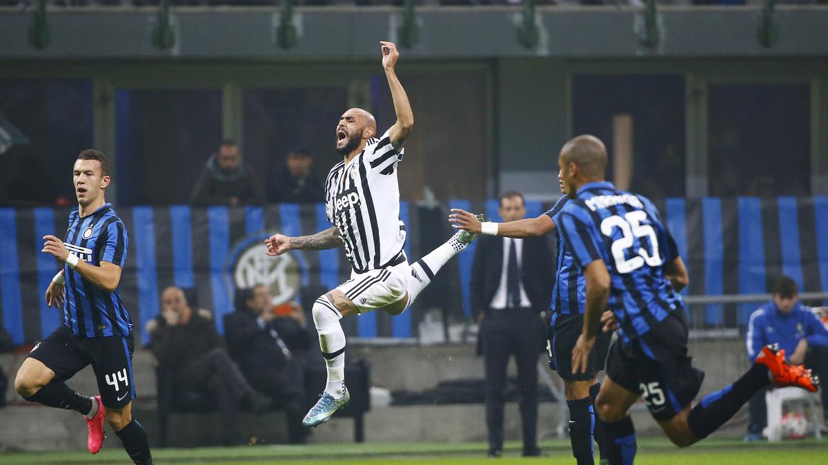 Derby d'Italia Berakhir Imbang