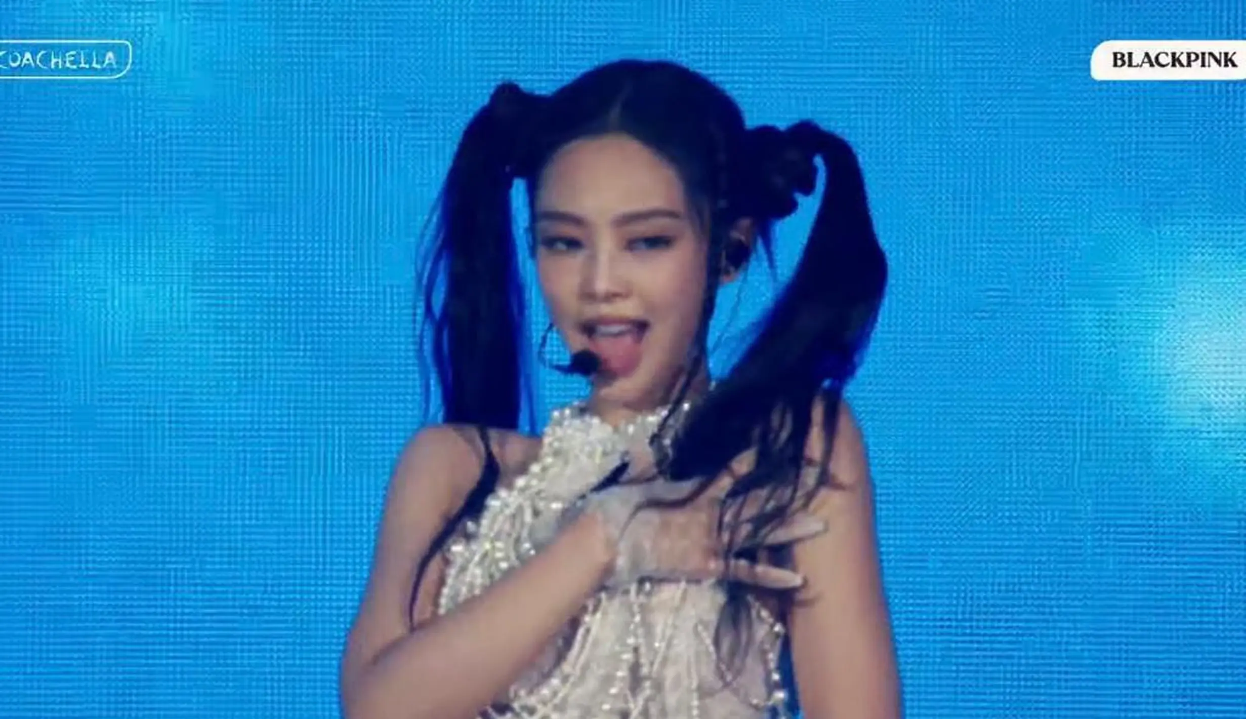 8 Gaya Keren BLACKPINK Jadi Artis K-Pop Pertama Tampil di Coachella sebagai Headliner - Photo ...