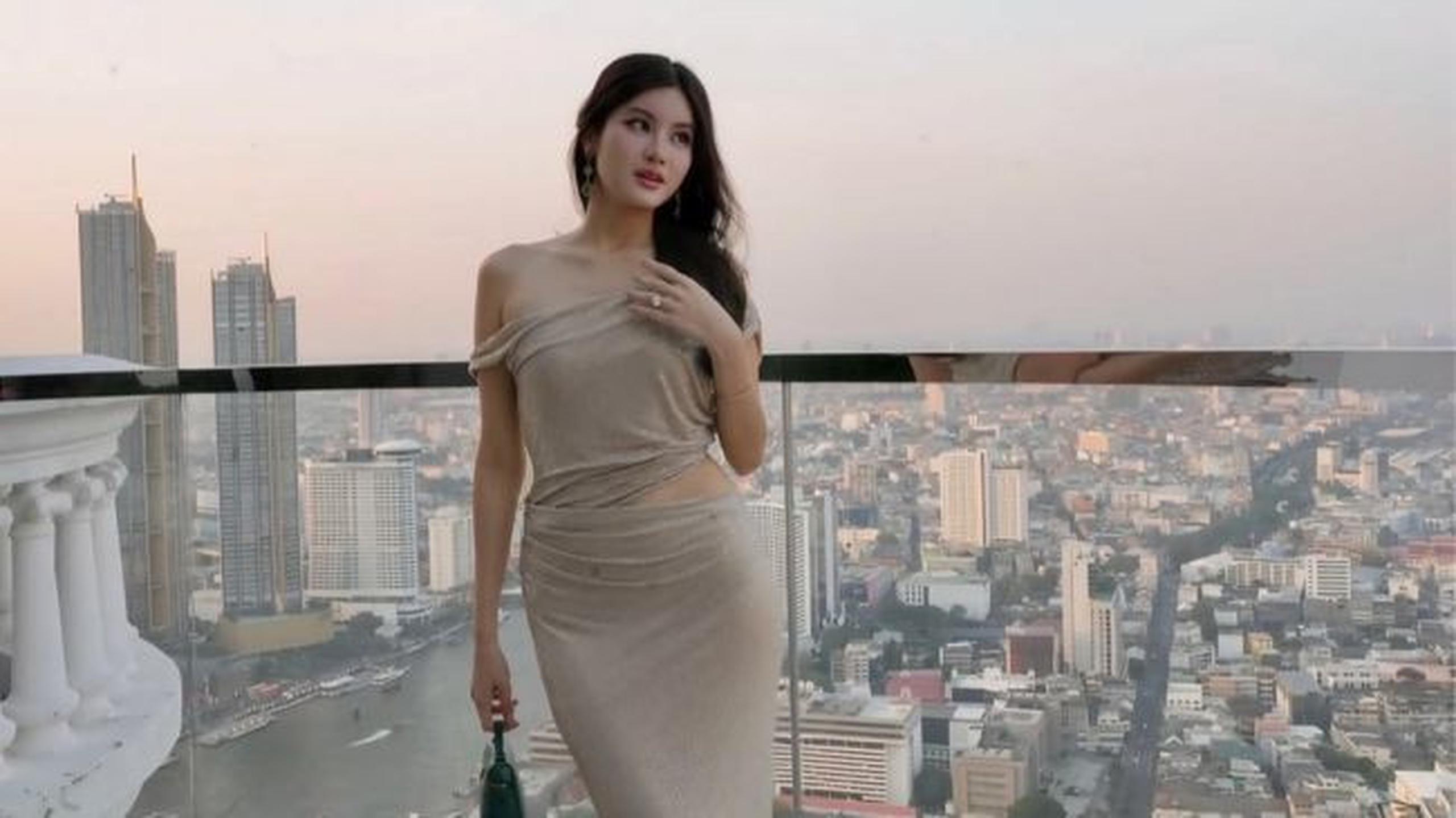5 Fakta Aon Somrutai, Influencer Asal Thailand Pemilik Jargon Thank You ...