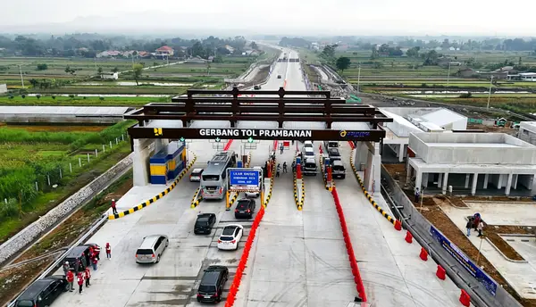 Penasaran Jenis Huruf pada Rambu Petunjuk Jalan Tol? Ini Jawabannya ...