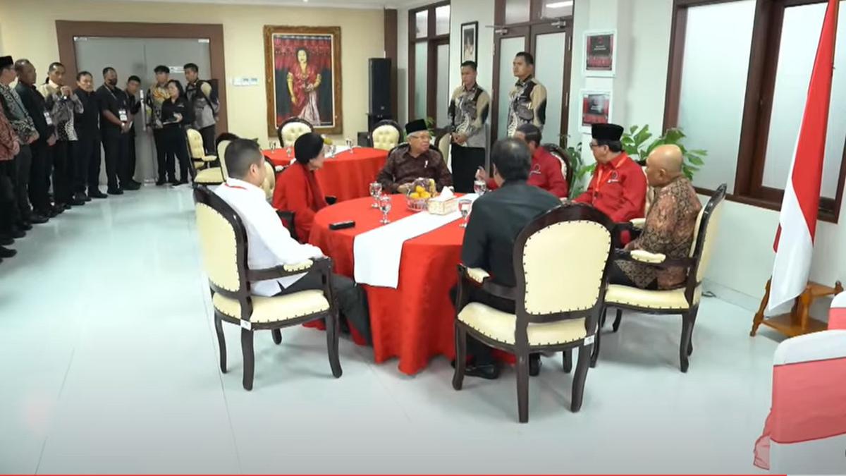 Megawati, Ma'ruf Amin dan Teten Masduki Duduk Bareng di Meja Bundar ...
