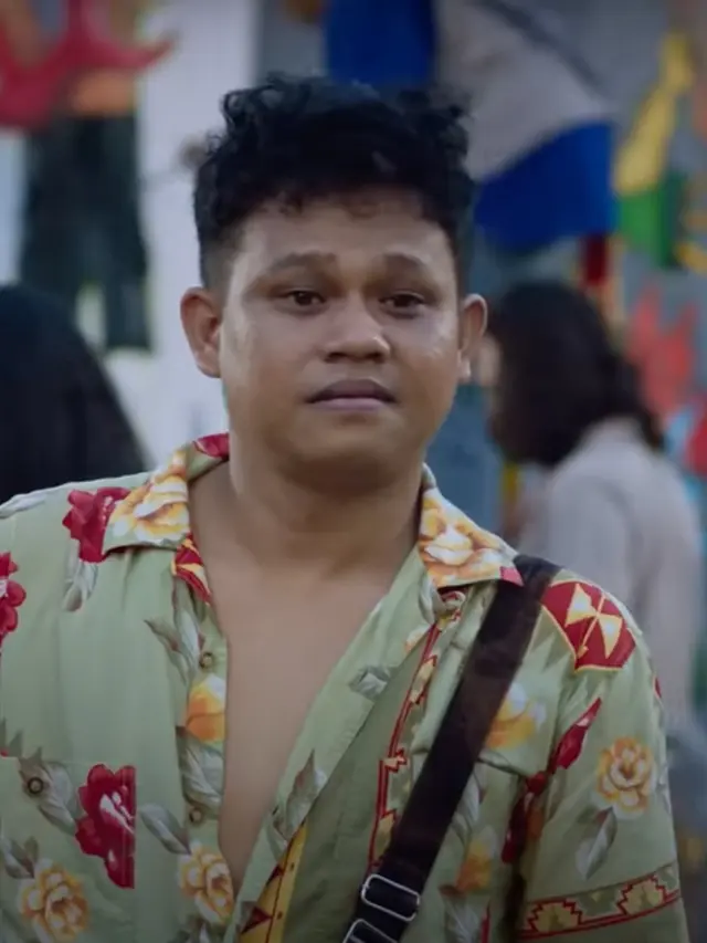 6 Tokoh Penting Film Hidup Ini Terlalu Banyak Kamu, Ajil Ditto dan Adinia Wirasti Kali Pertama ...