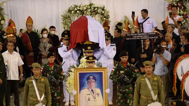 Rudolf Pardede Dimakamkan Secara Militer di Kompleks Pemakaman TD ...