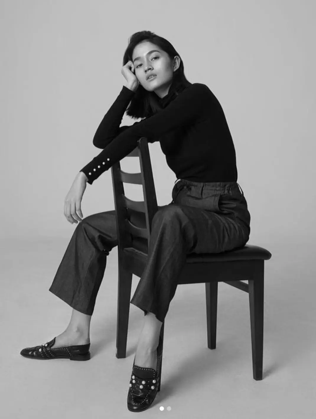 6 Potret Gaya Fashion Unik Otentik Jeanneta Sanfadelia, Mantan Istri ...