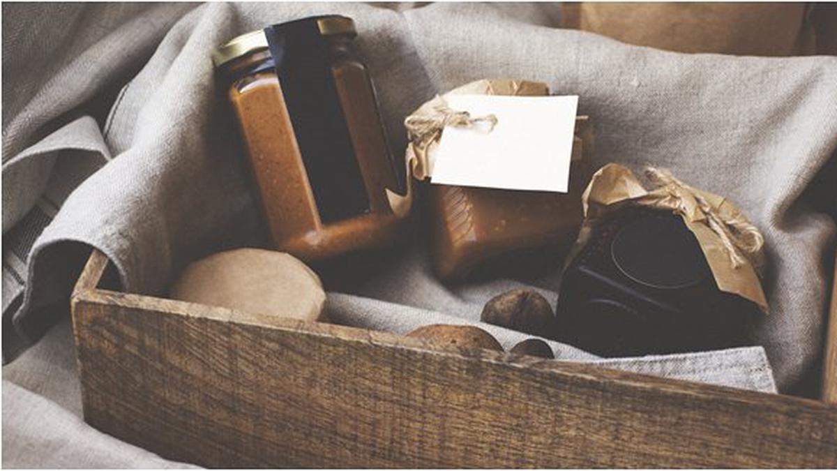 Jelang Lebaran 2018, Persiapkan Isi Parsel dengan 5 Hal Ini - Lifestyle ...