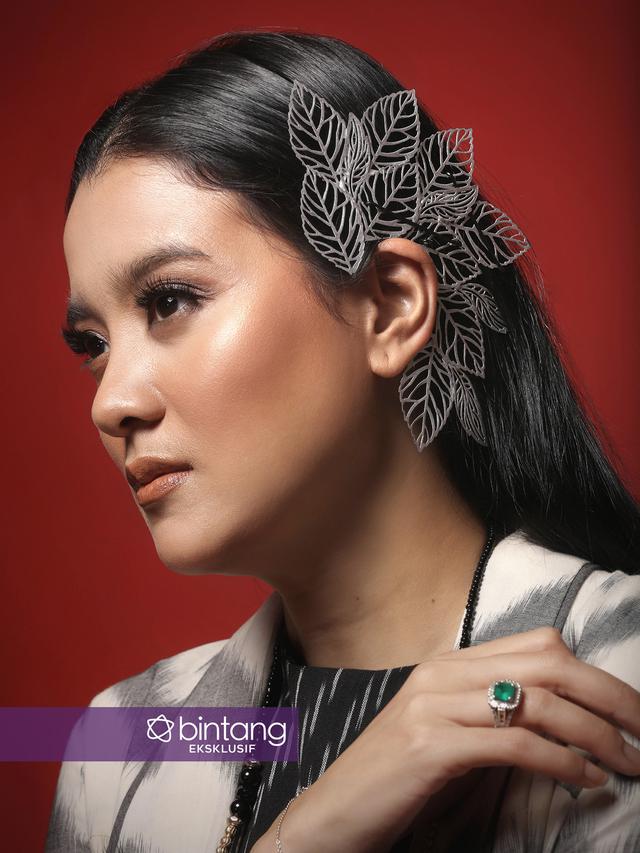 Eksklusif, Peran Ganda Marcella Zalianty dalam Kehidupan - Lifestyle ...